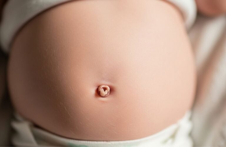 Newborn Stomach Size & Feeding Guide for New Parents